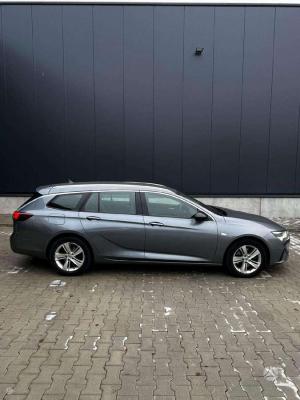 Grey Opel Insignia 2021 in Vilnius, with an engine capacity of 1.50 L and mileage of 111 thousand km for 11300 €, photo 6 on AUTOMOTO.COM.LV
