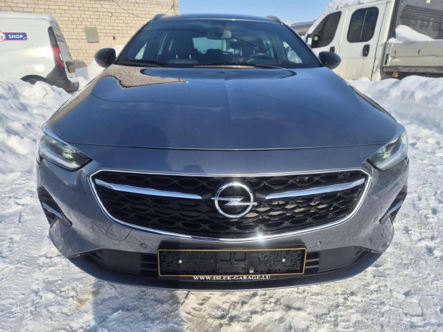Grey Opel Insignia 2021 in Raseiniai, with an engine capacity of 1.96 L and mileage of 105 thousand km for 7750 €, photo 6 on AUTOMOTO.COM.LV