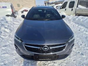 Grey Opel Insignia 2021 in Raseiniai, with an engine capacity of 1.96 L and mileage of 105 thousand km for 7750 €, photo 8 on AUTOMOTO.COM.LV