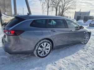 Grey Opel Insignia 2021 in Raseiniai, with an engine capacity of 1.96 L and mileage of 105 thousand km for 7750 €, photo 10 on AUTOMOTO.COM.LV