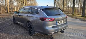 Grey Opel Insignia 2021 in Riga, with an engine capacity of 2.00 L and mileage of 156 thousand km for 12500 €, photo 4 on AUTOMOTO.COM.LV
