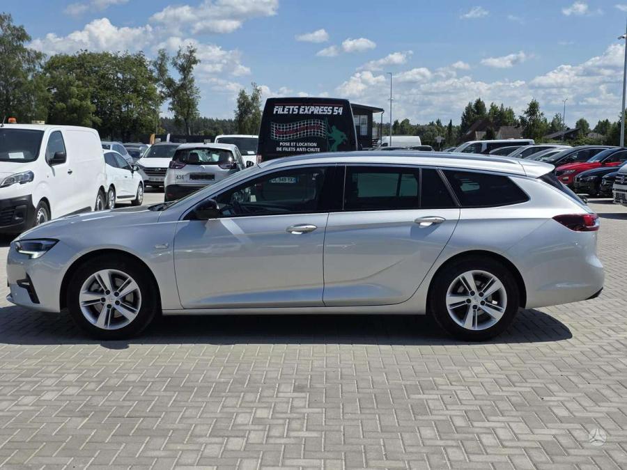 Grey Opel Insignia 2021 in Taurage, with an engine capacity of 1.96 L and mileage of 187 thousand km for 11500 €, photo 3 on AUTOMOTO.COM.LV