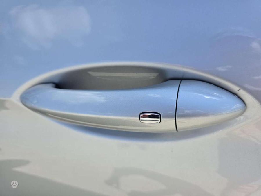 Grey Opel Insignia 2021 in Taurage, with an engine capacity of 1.96 L and mileage of 187 thousand km for 11500 €, photo 19 on AUTOMOTO.COM.LV