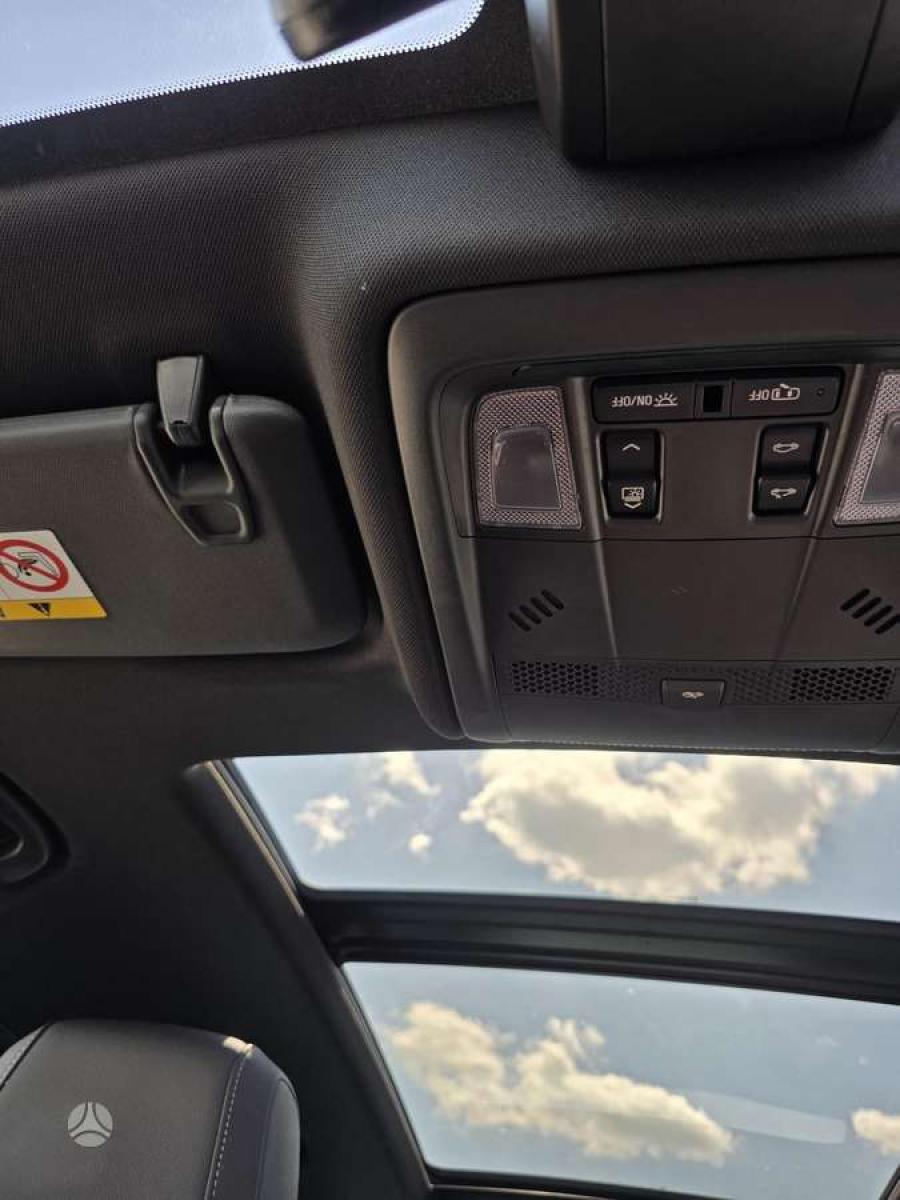 Grey Opel Insignia 2021 in Taurage, with an engine capacity of 1.96 L and mileage of 187 thousand km for 11500 €, photo 22 on AUTOMOTO.COM.LV