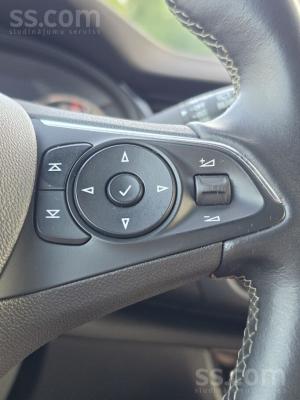 Grey Opel Insignia 2021 in Riga, with an engine capacity of 2.00 L and mileage of 159 thousand km for 13650 €, photo 18 on AUTOMOTO.COM.LV
