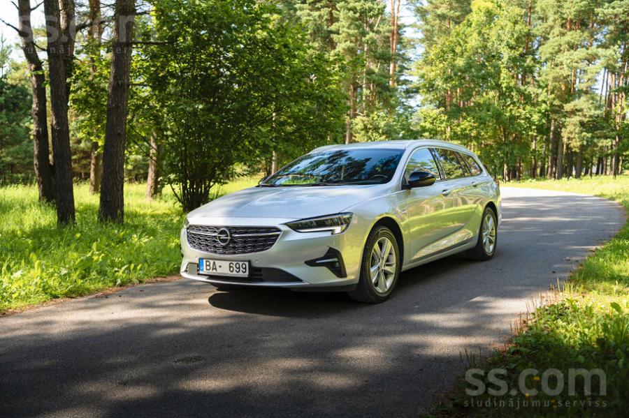 Grey Opel Insignia 2021 in Riga, with an engine capacity of 2.00 L and mileage of 945 thousand km for 17500 €, photo 20 on AUTOMOTO.COM.LV
