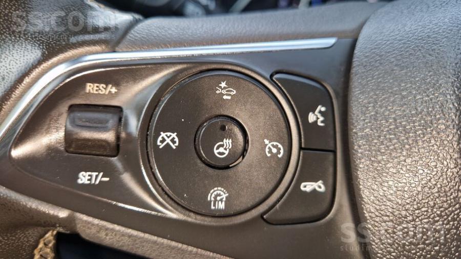 Pelēks Opel Insignia 2021 Bauska, ar dzinēja tilpumu 2.00 L un nobraukumu 0 tūkst. km par 9995 €, foto 13 vietnē AUTOMOTO.COM.LV