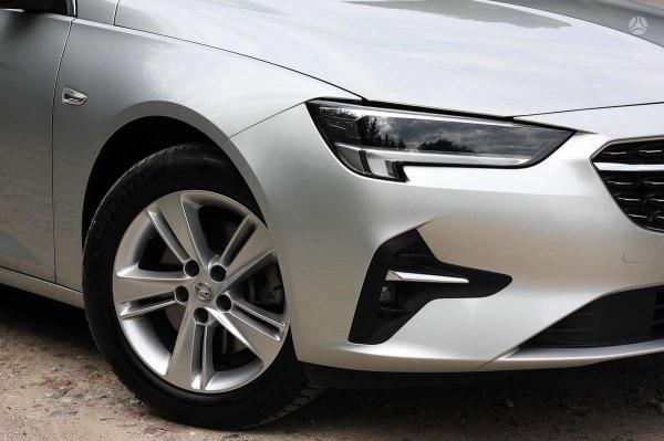 Grey Opel Insignia 2021 in Kretinga, with an engine capacity of 1.96 L and mileage of 89 thousand km for 12999 €, photo 10 on AUTOMOTO.COM.LV