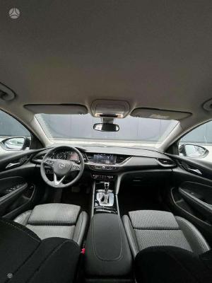 Grey Opel Insignia 2021 in Vilnius, with an engine capacity of 1.50 L and mileage of 117 thousand km for 10300 €, photo 8 on AUTOMOTO.COM.LV