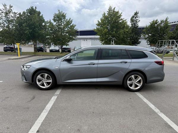Pelēks Opel Insignia 2021 Panevēža, ar dzinēja tilpumu 1.96 L un nobraukumu 170 tūkst. km par 12500 €, foto 2 vietnē AUTOMOTO.COM.LV