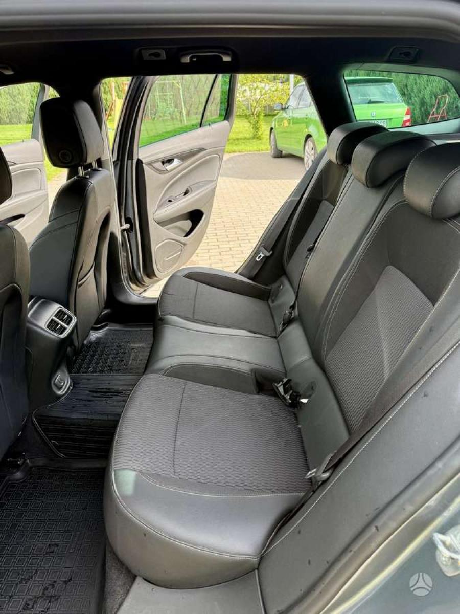 Pelēks Opel Insignia 2021 Panevēža, ar dzinēja tilpumu 1.96 L un nobraukumu 170 tūkst. km par 12500 €, foto 14 vietnē AUTOMOTO.COM.LV