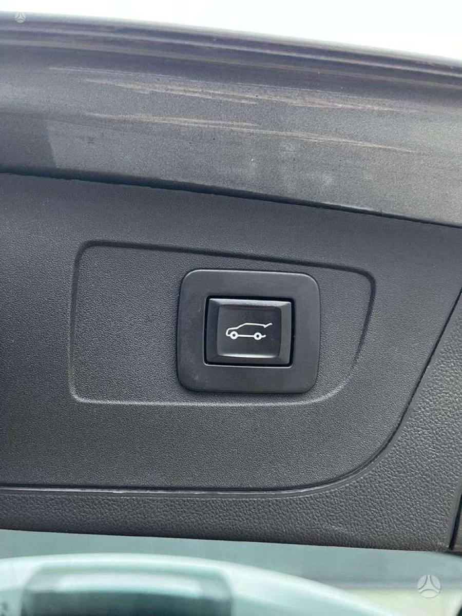 Grey Opel Insignia 2021 in Vilnius, with an engine capacity of 1.50 L and mileage of 117 thousand km for 9900 €, photo 12 on AUTOMOTO.COM.LV