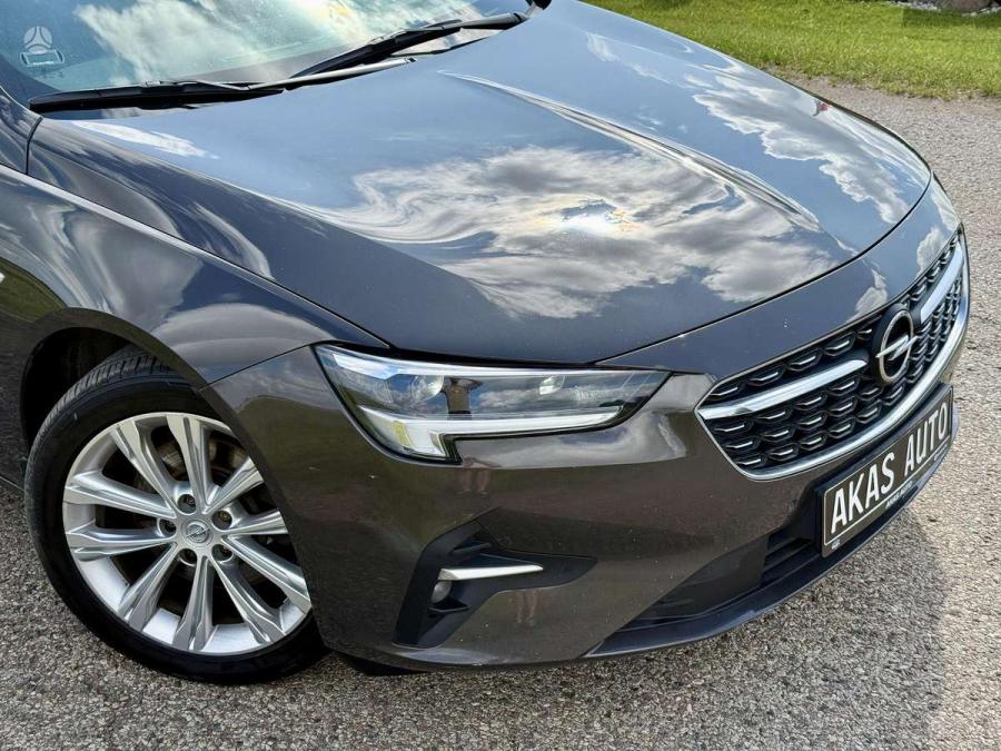 Grey Opel Insignia 2021 in Vilkaviskis, with an engine capacity of 1.96 L and mileage of 221 thousand km for 11500 €, photo 9 on AUTOMOTO.COM.LV