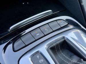 Grey Opel Insignia 2021 in Vilkaviskis, with an engine capacity of 1.96 L and mileage of 221 thousand km for 11500 €, photo 17 on AUTOMOTO.COM.LV