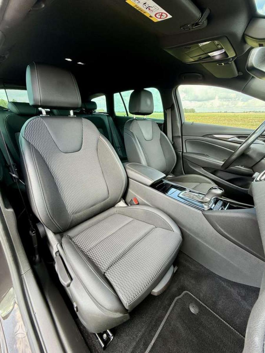 Grey Opel Insignia 2021 in Vilkaviskis, with an engine capacity of 1.96 L and mileage of 221 thousand km for 11500 €, photo 25 on AUTOMOTO.COM.LV