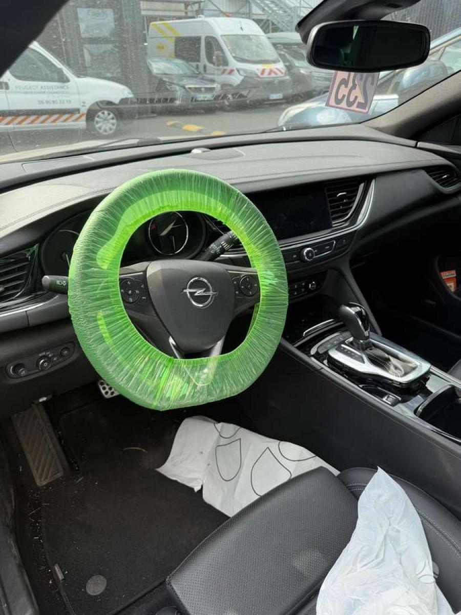 Pelēks Opel Insignia 2021 Tauragė, ar dzinēja tilpumu 2.00 L un nobraukumu 200 tūkst. km par 7700 €, foto 10 vietnē AUTOMOTO.COM.LV