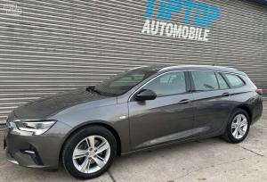 Grey Opel Insignia 2022 in Kaunas, with an engine capacity of 2.00 L and mileage of 55 thousand km for 26412 €, photo  on AUTOMOTO.COM.LV