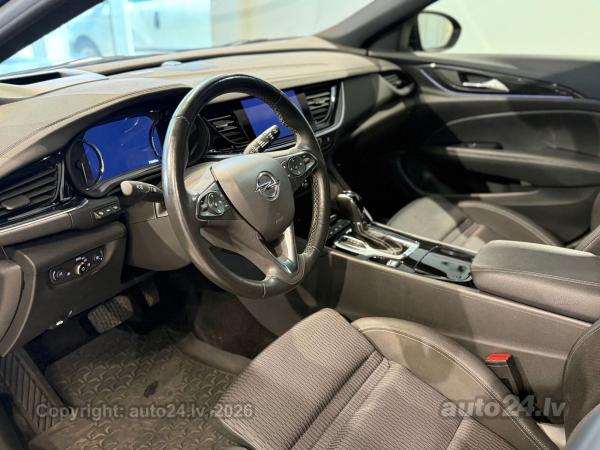 Grey Opel Insignia 2022 in Tallinn, with an engine capacity of 2.00 L and mileage of 73 thousand km for 19990 €, photo 7 on AUTOMOTO.COM.LV
