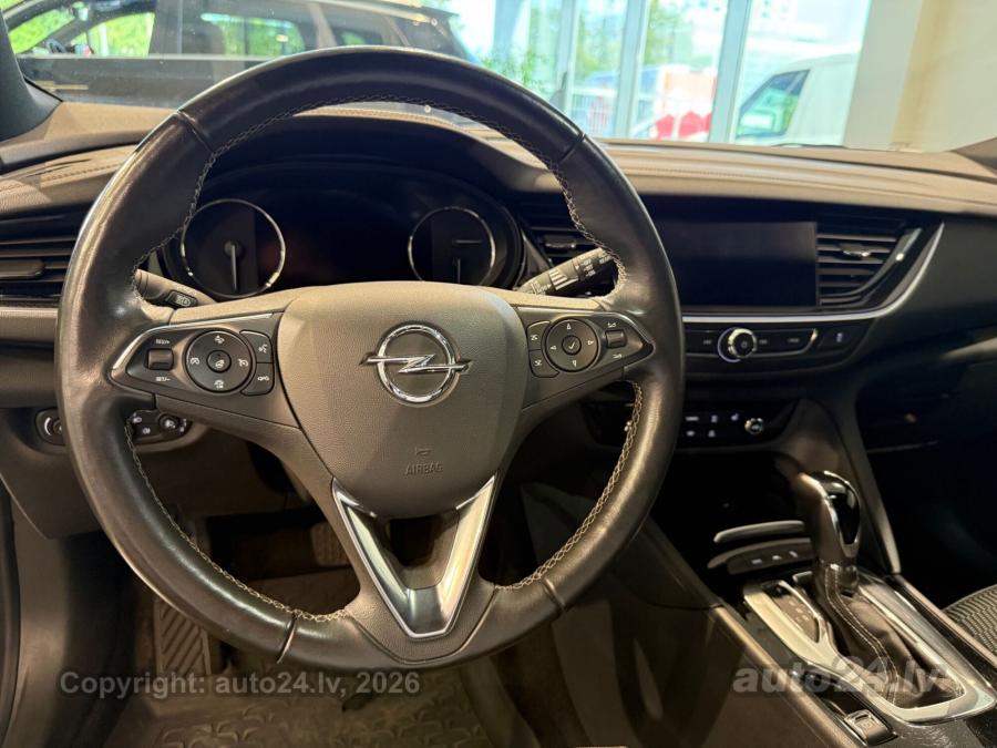 Grey Opel Insignia 2022 in Tallinn, with an engine capacity of 2.00 L and mileage of 73 thousand km for 19990 €, photo 9 on AUTOMOTO.COM.LV