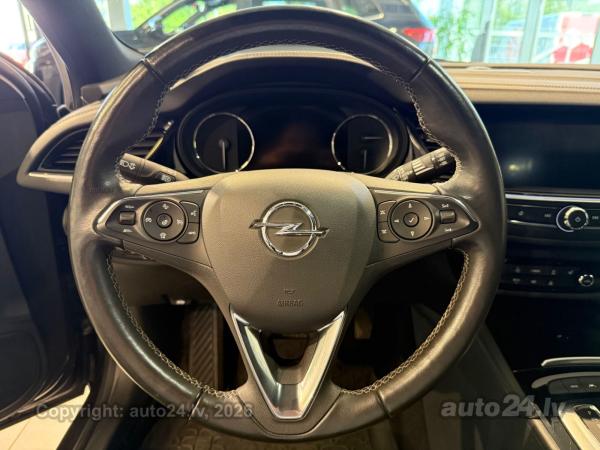 Grey Opel Insignia 2022 in Tallinn, with an engine capacity of 2.00 L and mileage of 73 thousand km for 19990 €, photo 9 on AUTOMOTO.COM.LV