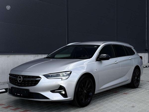 Grey Opel Insignia 2022 in Siauliai, with an engine capacity of 1.96 L and mileage of 243 thousand km for 11250 €, photo 2 on AUTOMOTO.COM.LV