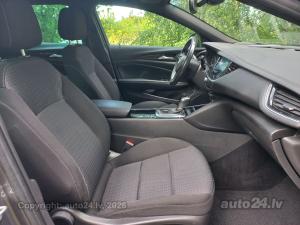 Grey Opel Insignia 2022 in Tartu, with an engine capacity of 2.00 L and mileage of 176 thousand km for 12390 €, photo 18 on AUTOMOTO.COM.LV
