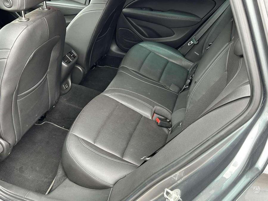 Grey Opel Insignia 2022 in Kaunas, with an engine capacity of 1.50 L and mileage of 108 thousand km for 13950 €, photo 12 on AUTOMOTO.COM.LV