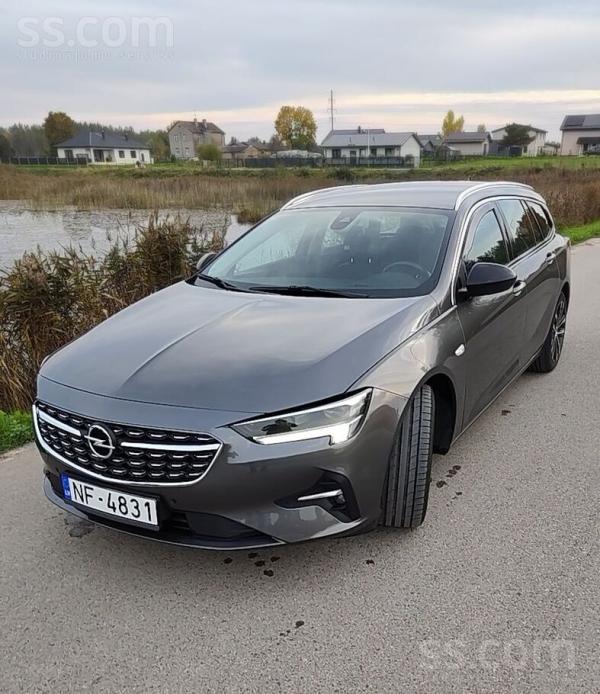 Opel Insignia 2022 in Ogre on AUTOMOTO.COM.LV Grey Opel Insignia 2022 in Ogre, with an engine capacity of 2.00 L and mileage of 102 thousand km for 12500 β¬, photo 3 on AUTOMOTO.COM.LV