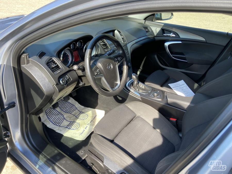 Opel Insignia 2008 in Kelme, with an engine capacity of 1.80 L and mileage of 188 thousand km for 3200 €, photo 14 on AUTOMOTO.COM.LV