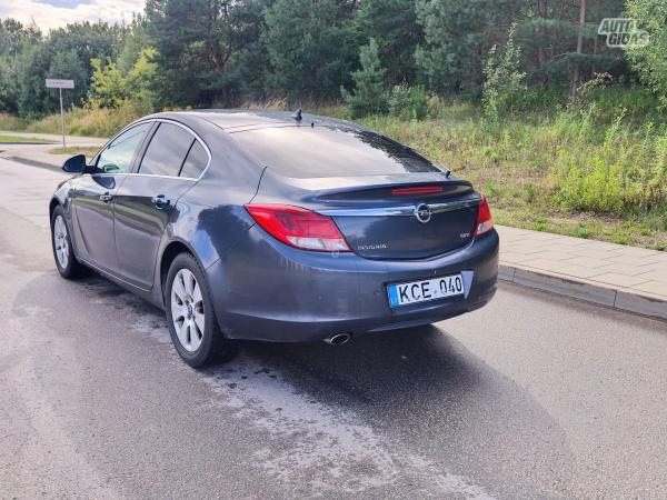 Opel Insignia 2008 in Vilnius, with an engine capacity of 2.00 L and mileage of 299 thousand km for 1350 €, photo 6 on AUTOMOTO.COM.LV