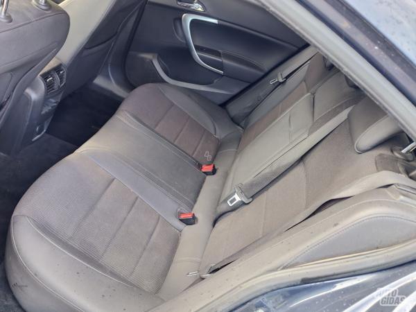 Opel Insignia 2008 in Vilnius, with an engine capacity of 2.00 L and mileage of 299 thousand km for 1350 €, photo 10 on AUTOMOTO.COM.LV