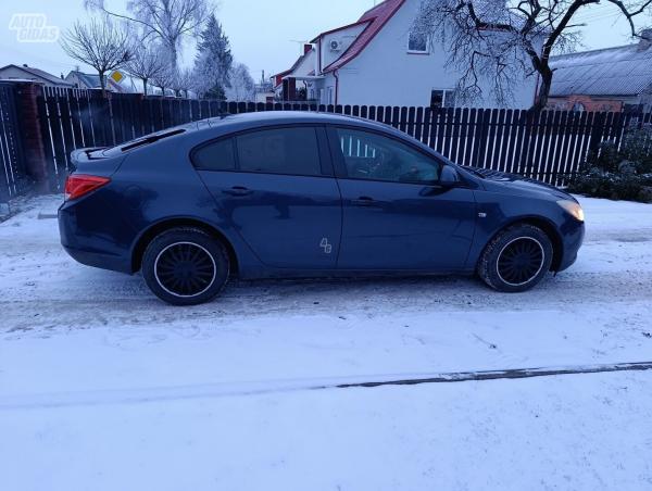 Opel Insignia 2009 in Marijampole, with an engine capacity of 2.00 L and mileage of 176 thousand km for 1050 €, photo 4 on AUTOMOTO.COM.LV
