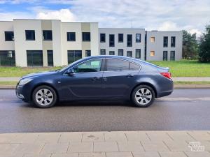 Opel Insignia 2009 in Vilnius, with an engine capacity of 2.00 L and mileage of 298 thousand km for 1250 €, photo 7 on AUTOMOTO.COM.LV