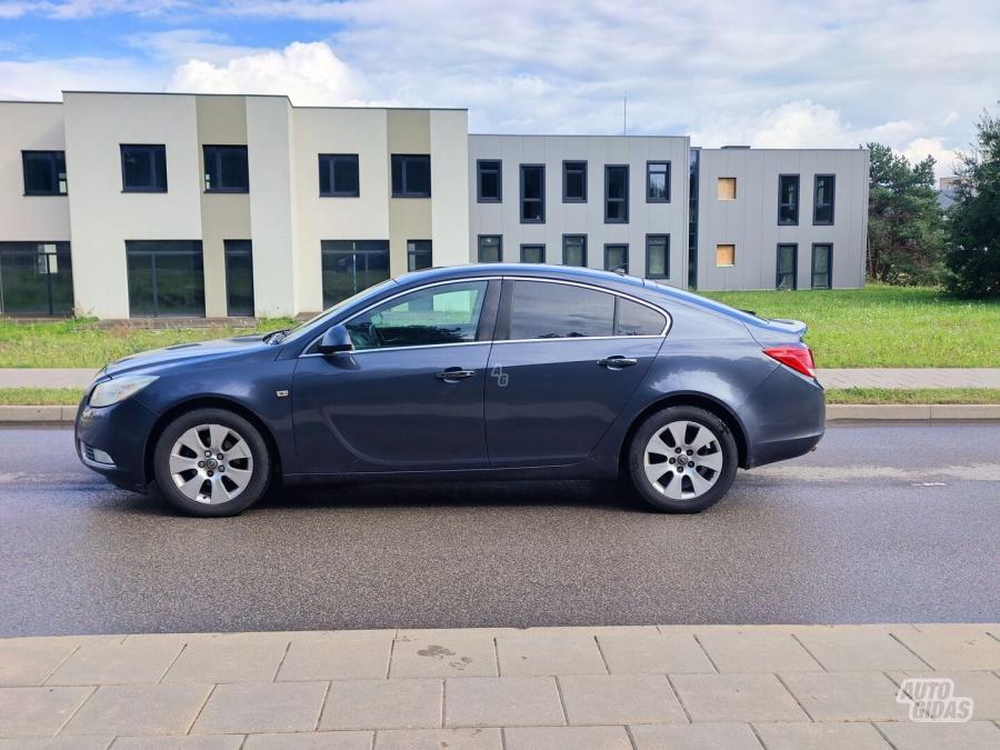 Opel Insignia 2009 in Vilnius, with an engine capacity of 2.00 L and mileage of 298 thousand km for 1250 €, photo 7 on AUTOMOTO.COM.LV