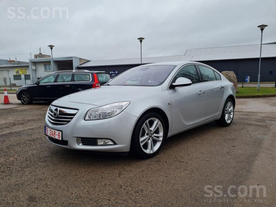 Opel Insignia 2010 Ogre, ar dzinēja tilpumu 2.00 L un nobraukumu 0 tūkst. km par 3990 €, foto 1 vietnē AUTOMOTO.COM.LV