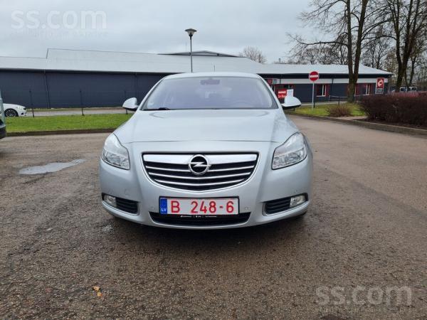 Opel Insignia 2010 Ogre, ar dzinēja tilpumu 2.00 L un nobraukumu 0 tūkst. km par 3990 €, foto 2 vietnē AUTOMOTO.COM.LV