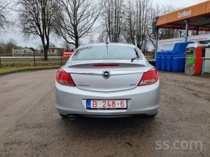 Opel Insignia 2010 Ogre, ar dzinēja tilpumu 2.00 L un nobraukumu 0 tūkst. km par 3990 €, foto 6 vietnē AUTOMOTO.COM.LV