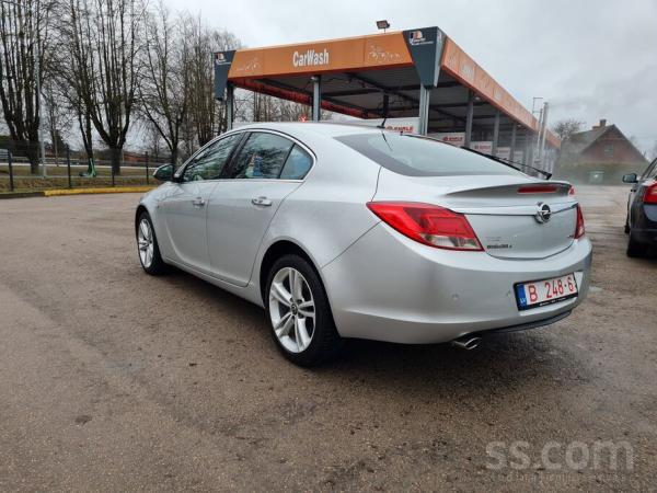 Opel Insignia 2010 Ogre, ar dzinēja tilpumu 2.00 L un nobraukumu 0 tūkst. km par 3990 €, foto 7 vietnē AUTOMOTO.COM.LV