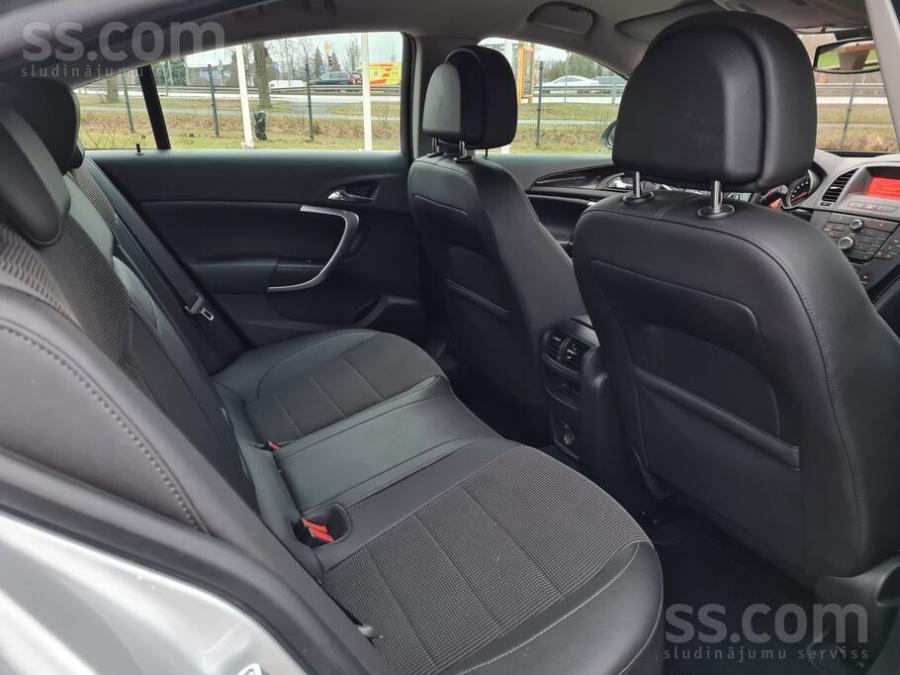 Opel Insignia 2010 Ogre, ar dzinēja tilpumu 2.00 L un nobraukumu 0 tūkst. km par 3990 €, foto 22 vietnē AUTOMOTO.COM.LV