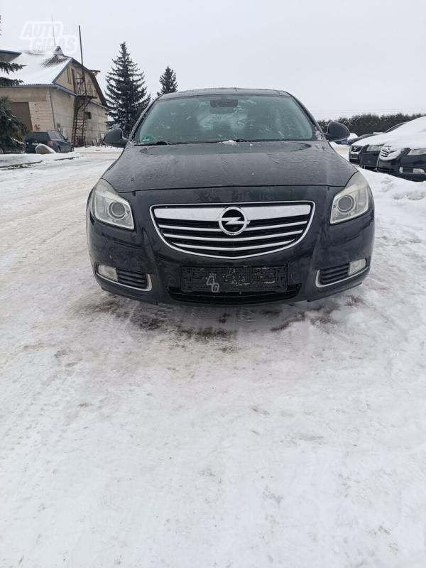 Opel Insignia 2010 in Marijampole, with an engine capacity of 2.00 L and mileage of 268 thousand km for 1999 €, photo 1 on AUTOMOTO.COM.LV