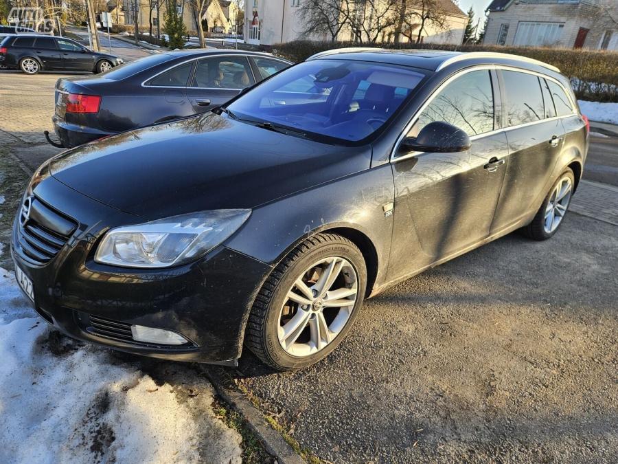 Opel Insignia 2010 in Ignalina, with an engine capacity of 2.00 L and mileage of 320 thousand km for 2550 €, photo 2 on AUTOMOTO.COM.LV