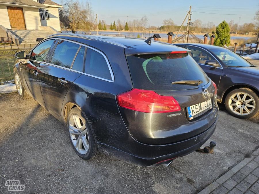 Opel Insignia 2010 in Ignalina, with an engine capacity of 2.00 L and mileage of 320 thousand km for 2550 €, photo 4 on AUTOMOTO.COM.LV