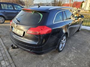 Opel Insignia 2010 in Ignalina, with an engine capacity of 2.00 L and mileage of 320 thousand km for 2550 €, photo 5 on AUTOMOTO.COM.LV