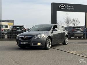 Opel Insignia 2010 in Siauliai, with an engine capacity of 2.00 L and mileage of 227 thousand km for 2350 €, photo  on AUTOMOTO.COM.LV