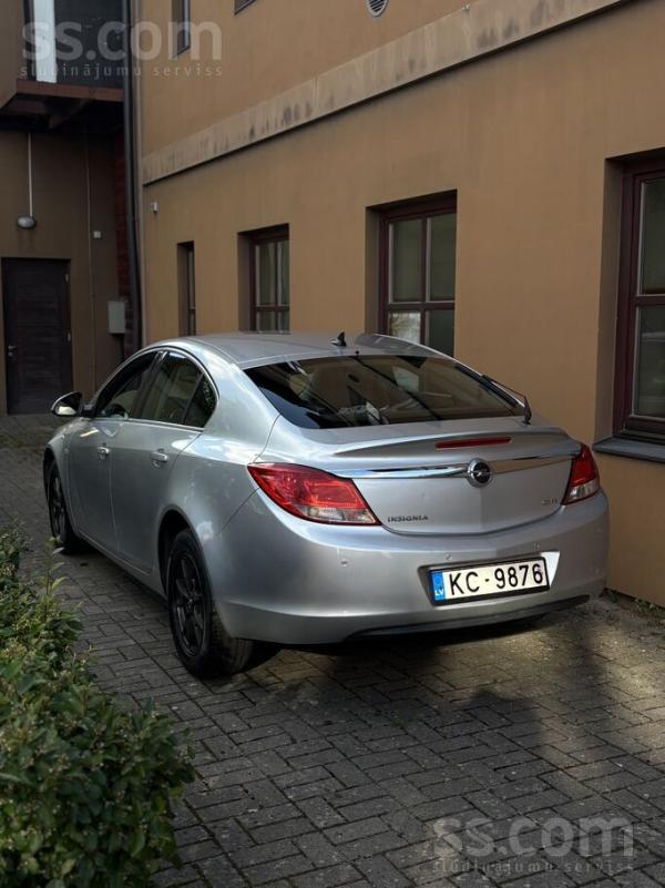 Opel Insignia 2010 in Kuldiga, with an engine capacity of 2.00 L and mileage of 0 thousand km for 2300 €, photo 1 on AUTOMOTO.COM.LV