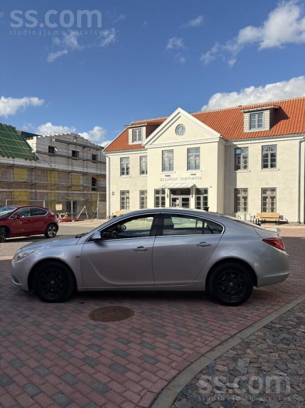 Opel Insignia 2010 in Kuldiga, with an engine capacity of 2.00 L and mileage of 0 thousand km for 2300 €, photo 7 on AUTOMOTO.COM.LV