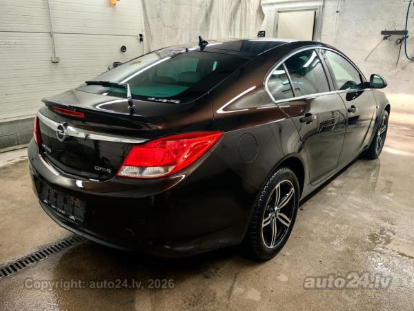Opel Insignia 2011 in Viljandi, with an engine capacity of 2.00 L and mileage of 178 thousand km for 5790 €, photo 11 on AUTOMOTO.COM.LV