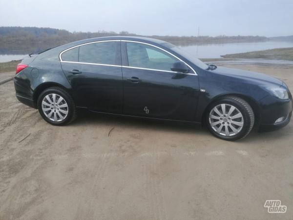 Opel Insignia 2011 Jurbarkas, ar dzinēja tilpumu 2.00 L un nobraukumu 212 tūkst. km par 3800 €, foto 2 vietnē AUTOMOTO.COM.LV