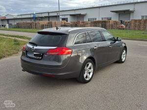 Opel Insignia 2011 in Siauliai, with an engine capacity of 2.00 L and mileage of 258 thousand km for 3000 €, photo 4 on AUTOMOTO.COM.LV