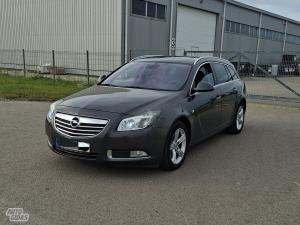 Opel Insignia 2011 in Siauliai, with an engine capacity of 2.00 L and mileage of 258 thousand km for 3000 €, photo 8 on AUTOMOTO.COM.LV